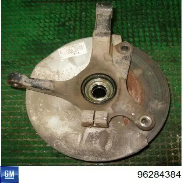 96284384 GENERAL MOTORS Muñón del eje, suspensión de rueda, delantero ...