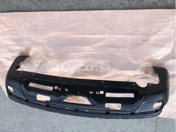 850189640R RENAULT (RVI) Parachoques trasero, parte inferior