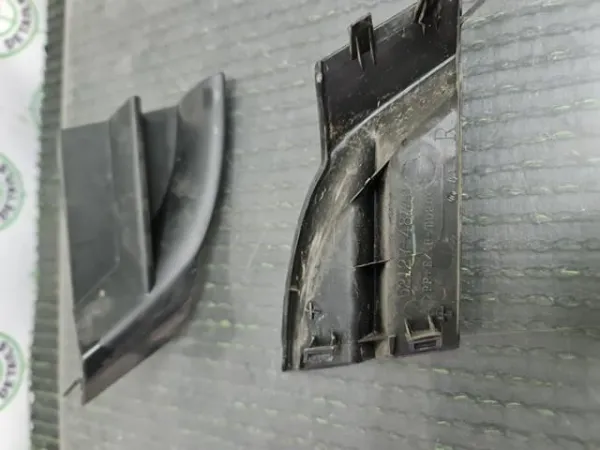 5212748140 TOYOTA Cobertura de parachoques, enganche de remolque ...