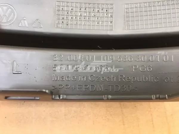 5G0853665L VAG Moldura de parachoques delantero izquierdo