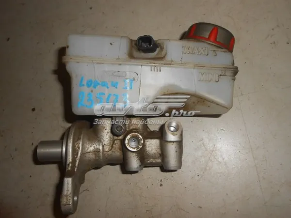 460111938R RENAULT (RVI) cilindro maestro de frenos